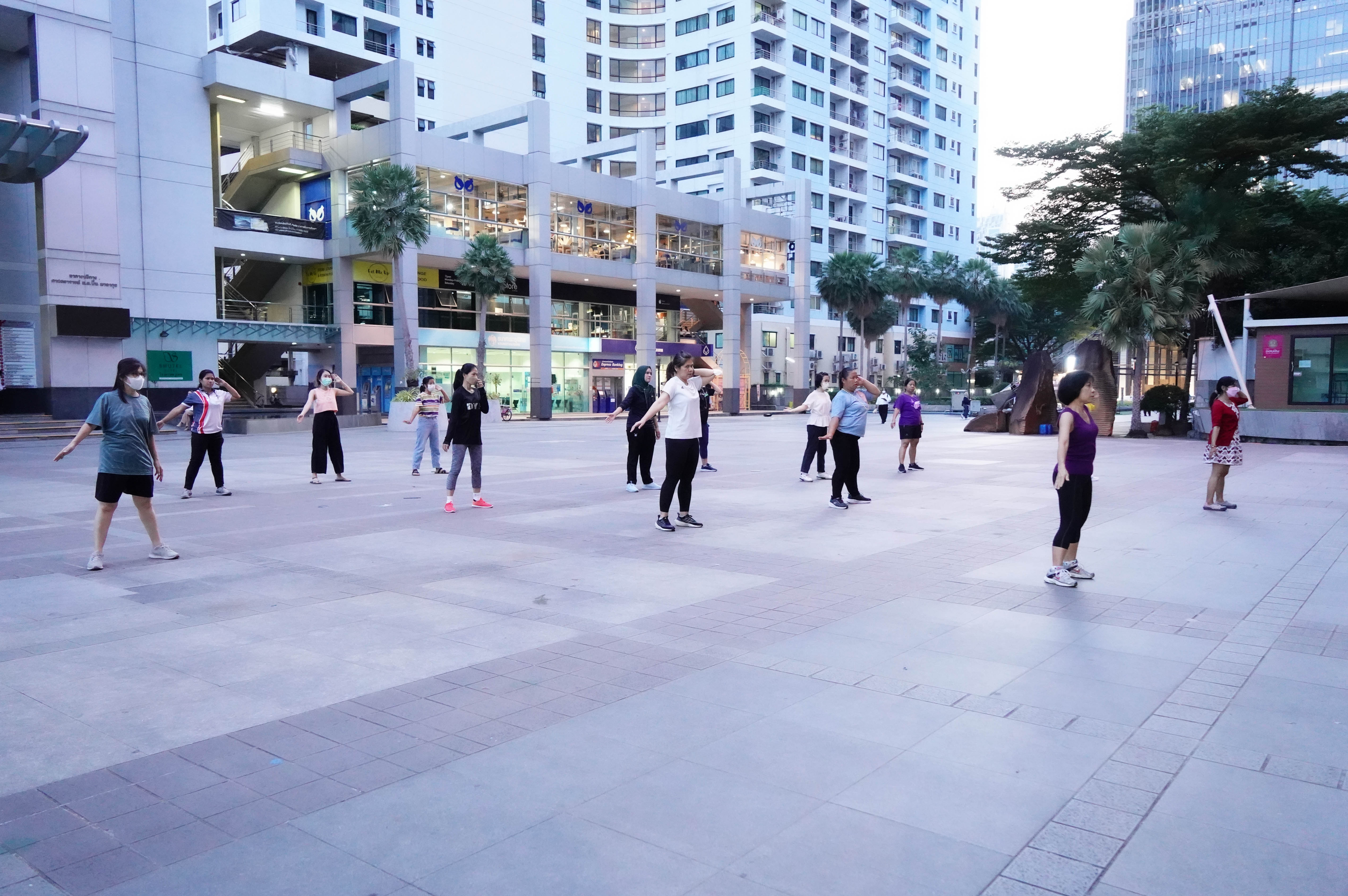 กิจกรรมแอโรบิกเพื่อสุขภาพ (อโศกโมเดล)